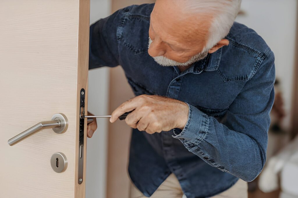 8 Lock Problems Only Safe Locksmith Services Can Fix